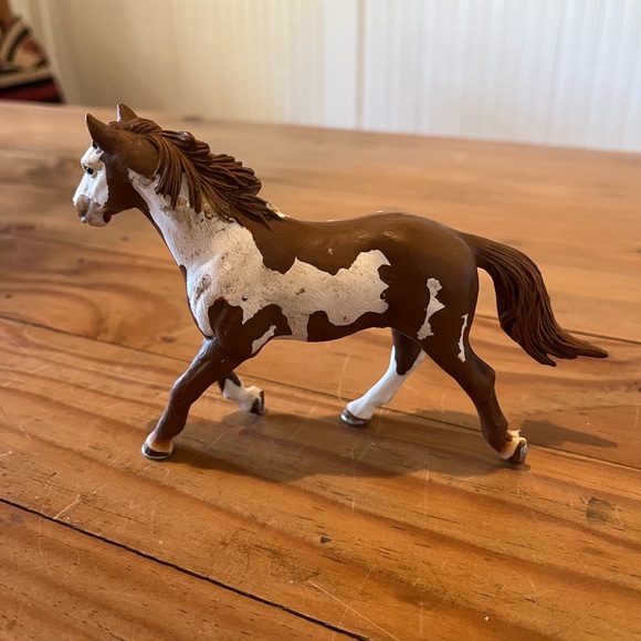 schleich | Toys | Schleich Retired Pinto And Palomino Tennessee Walker ...